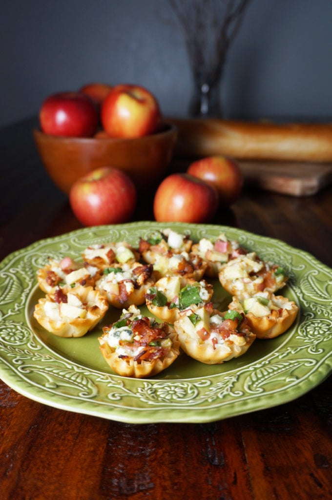 5 Crazy Easy Apple Appetizers for Fall Parties - Weavers Orchard