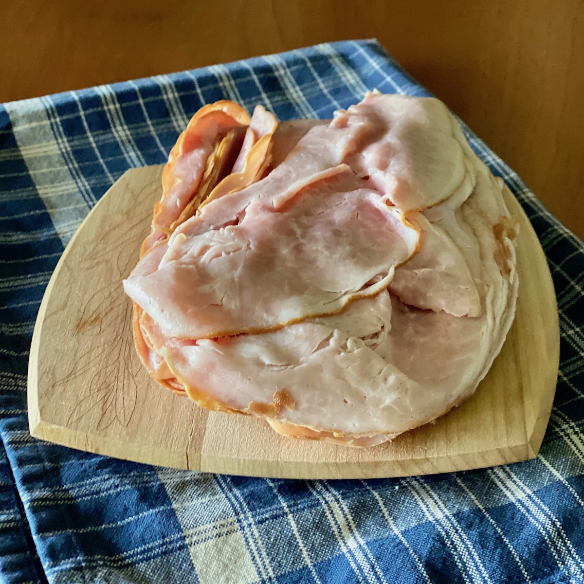 Evercrisp Apple, Ham & Brie Sandwiches - Weavers Orchard