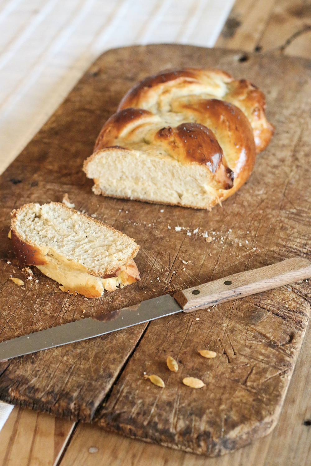 Cardamon Bread - Weavers Orchard